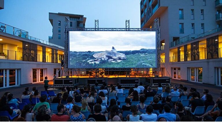 A Milano "Cinema sotto le Stelle" - Stasera "Dogman", il film di ...